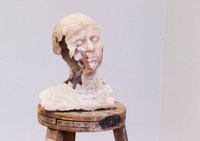 Heads :: Nikola Emma Rysava