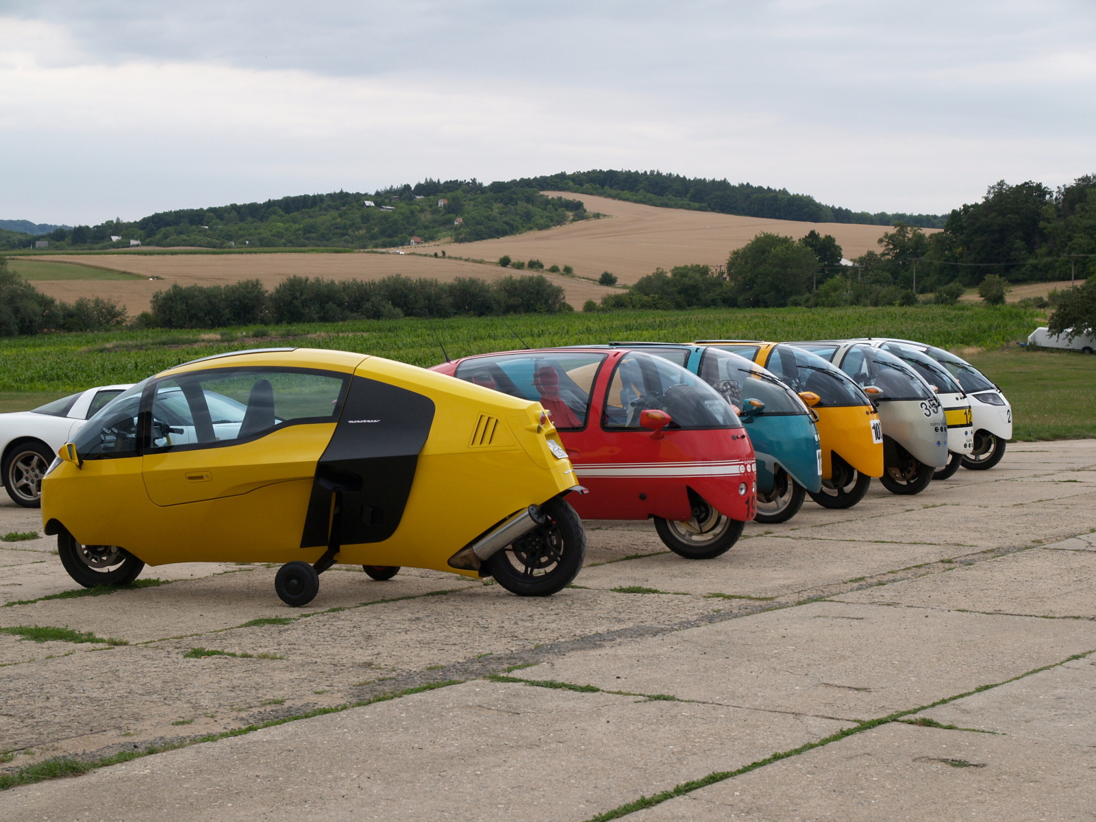 Monoracer Cabin Motorcycle | History