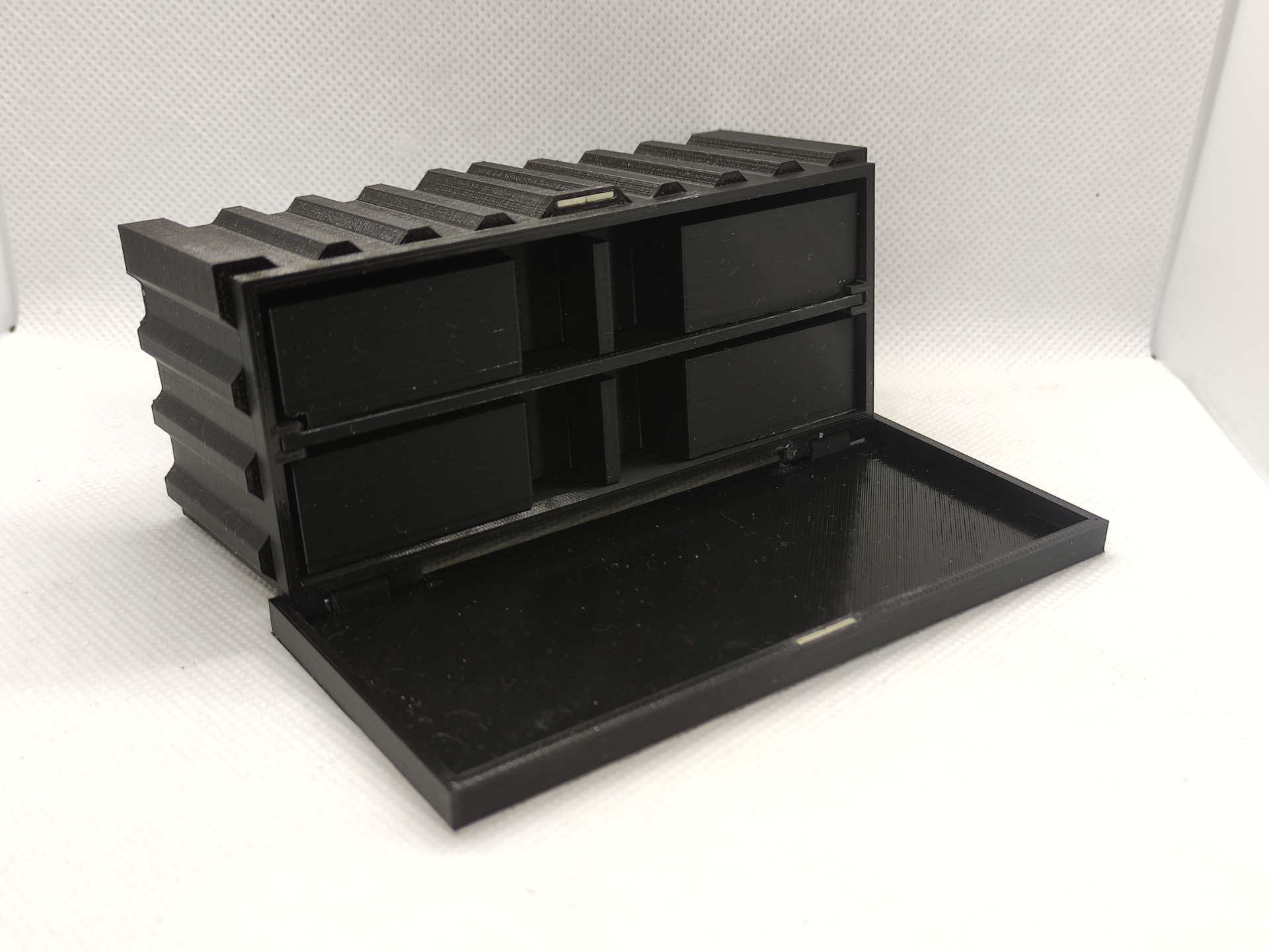 1/14-1/16 Tool Box DAKEN :: RC-modelshop