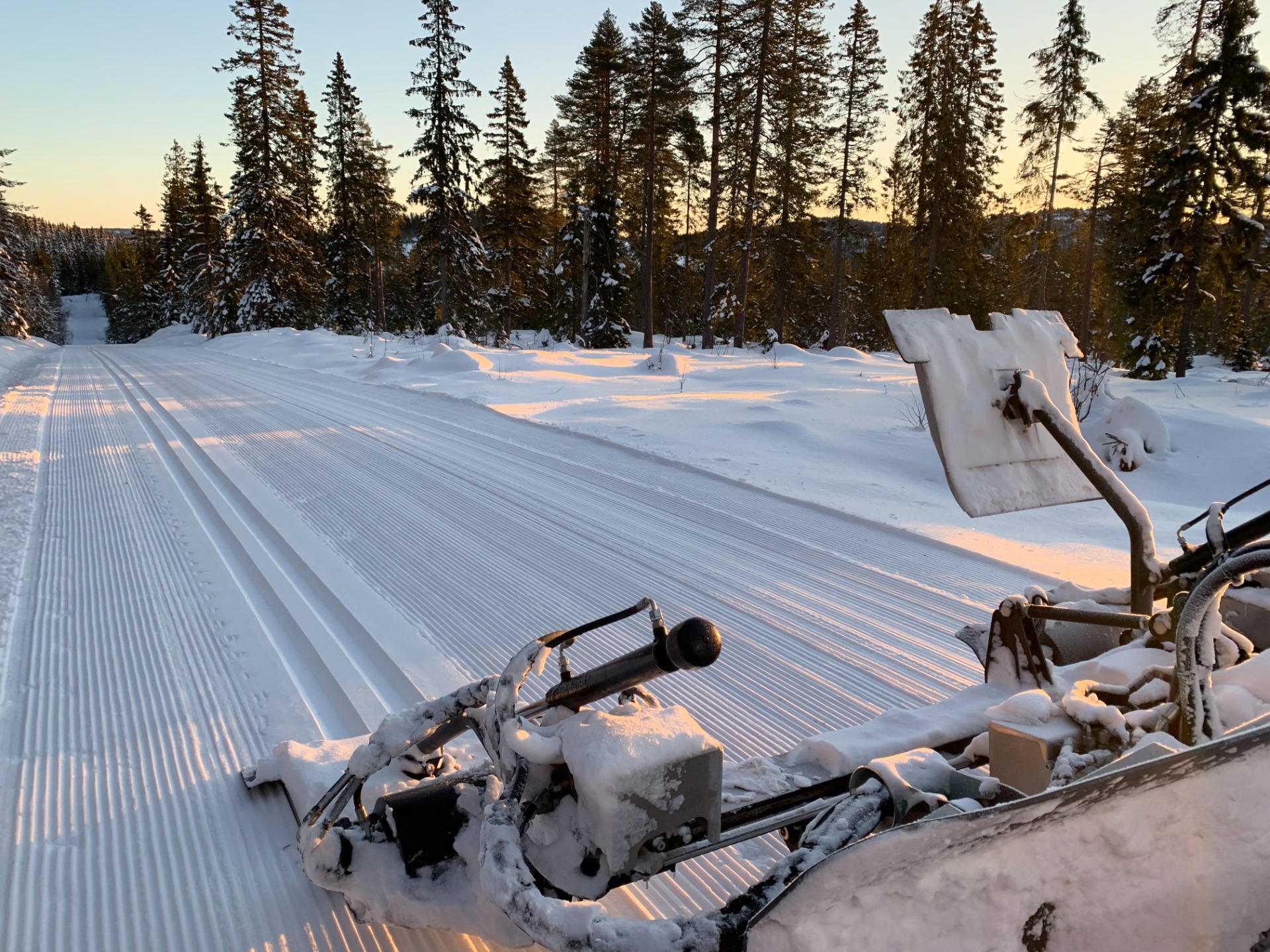 Web-kamera, skisporet og vær. :: Vindfjellsamarbeidet