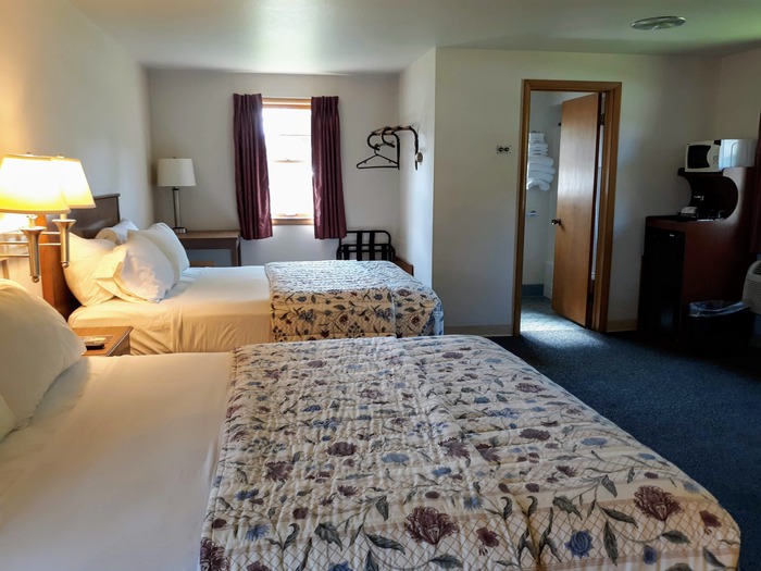 Book Online :: Bay Motel & Family Restaurant