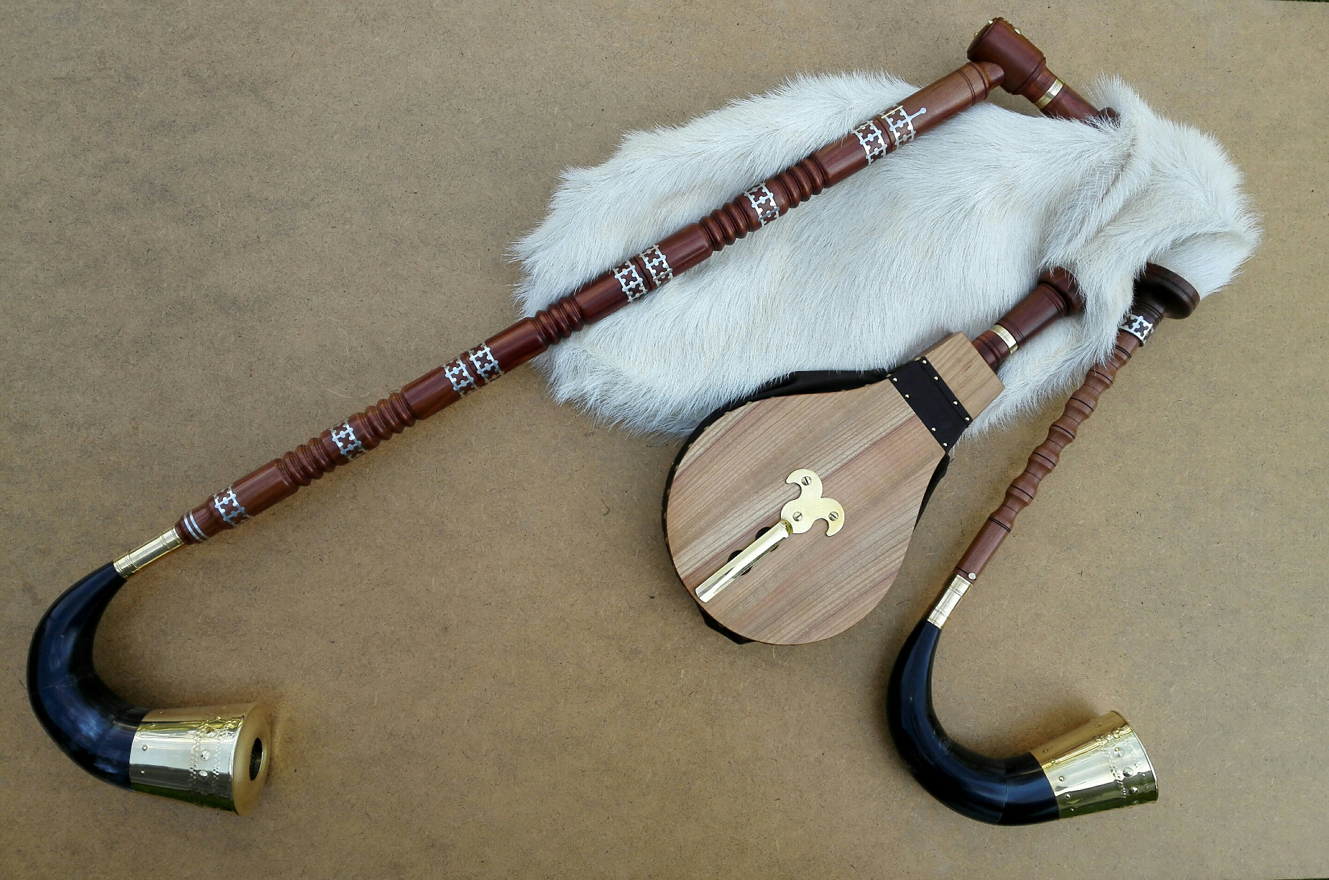 Folk bagpipes :: Pavel Číp & synové
