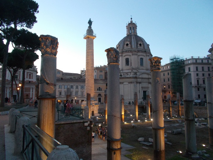 Le colonne onorarie che celebrano gli Imperatori di Roma