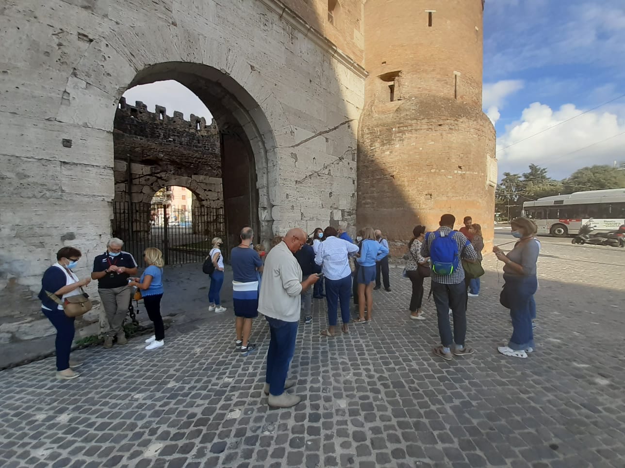 VISITA GUIDATA DEL RIONE TESTACCIO A ROMA