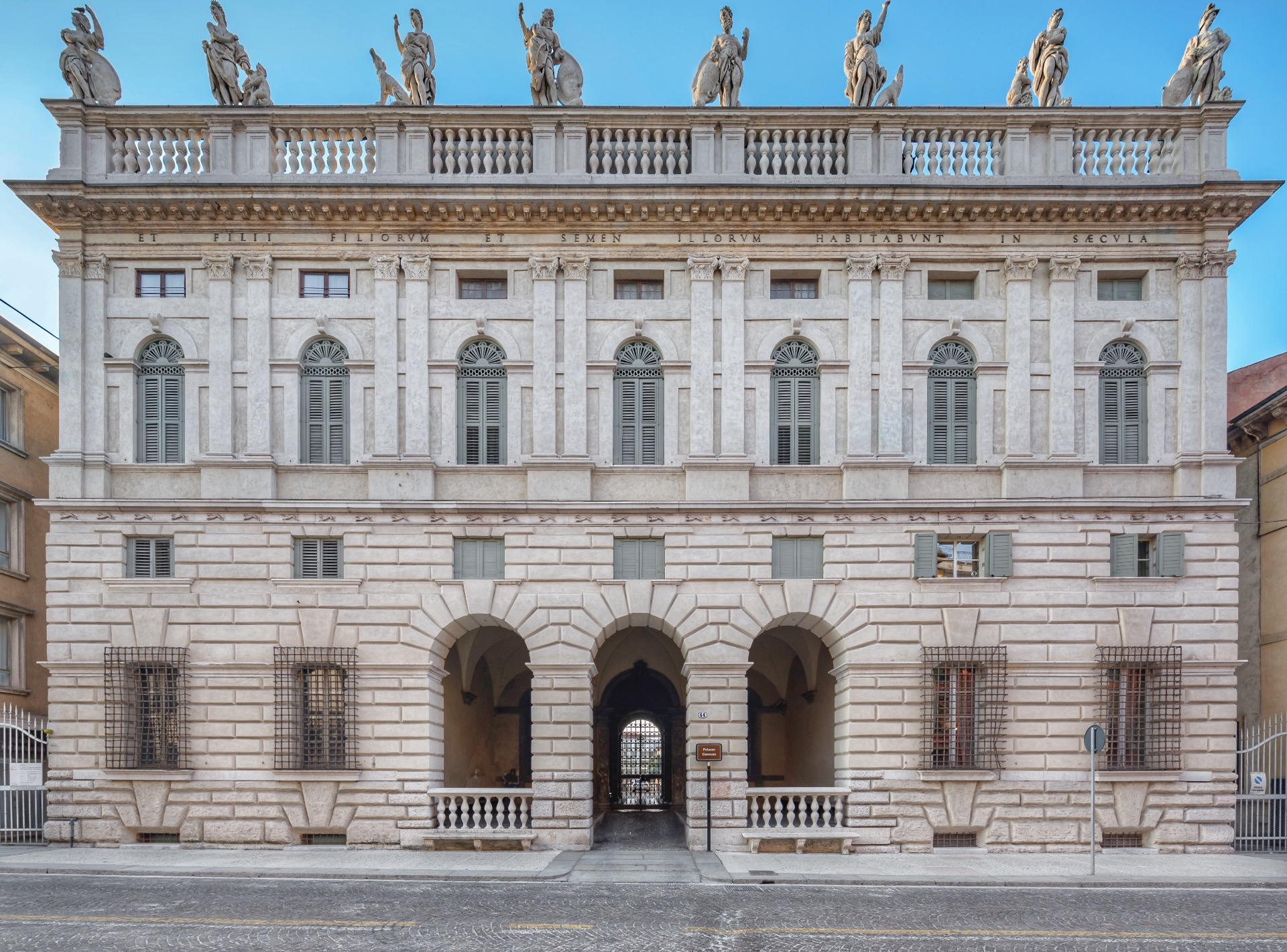 Rooms Castelvecchio - Palazzo Canossa