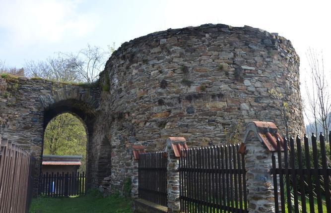 Talmberk :: Hmotové rekonstrukce