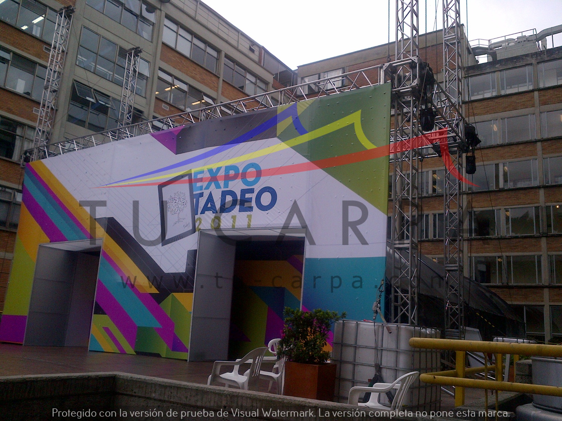 ESCENOGRAFIA IMPRESION DIGITAL BACKING BRANDING ESCENARIOS BTL Diseño y ...