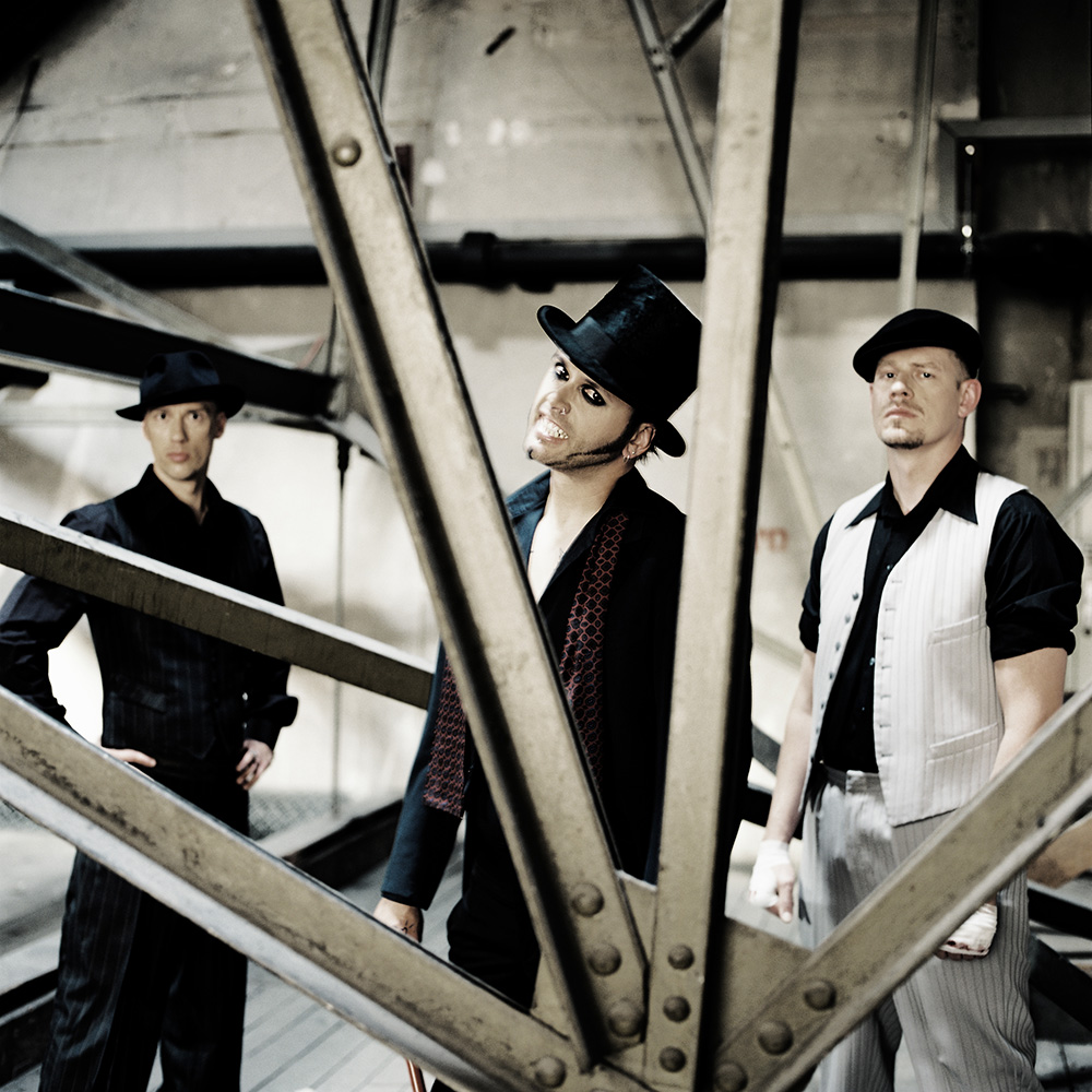 OOMPH! official website